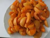 Tvarohovo-marhuľové rezy • Recept | svetvomne.sk