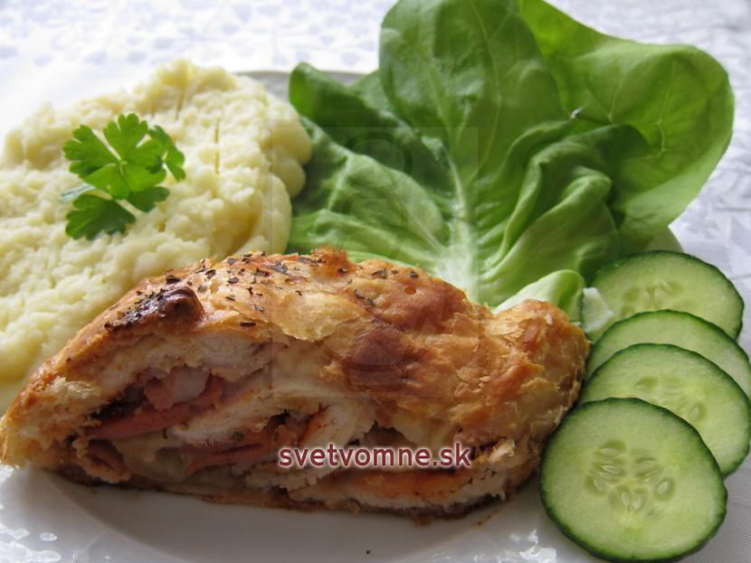 Kuracia roláda v lístkovom ceste • Recept | svetvomne.sk