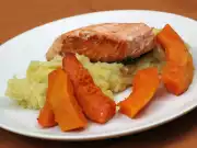 Hoki (treskovitá ryba) v bylinkovej strúhanke • Recept | svetvomne.sk